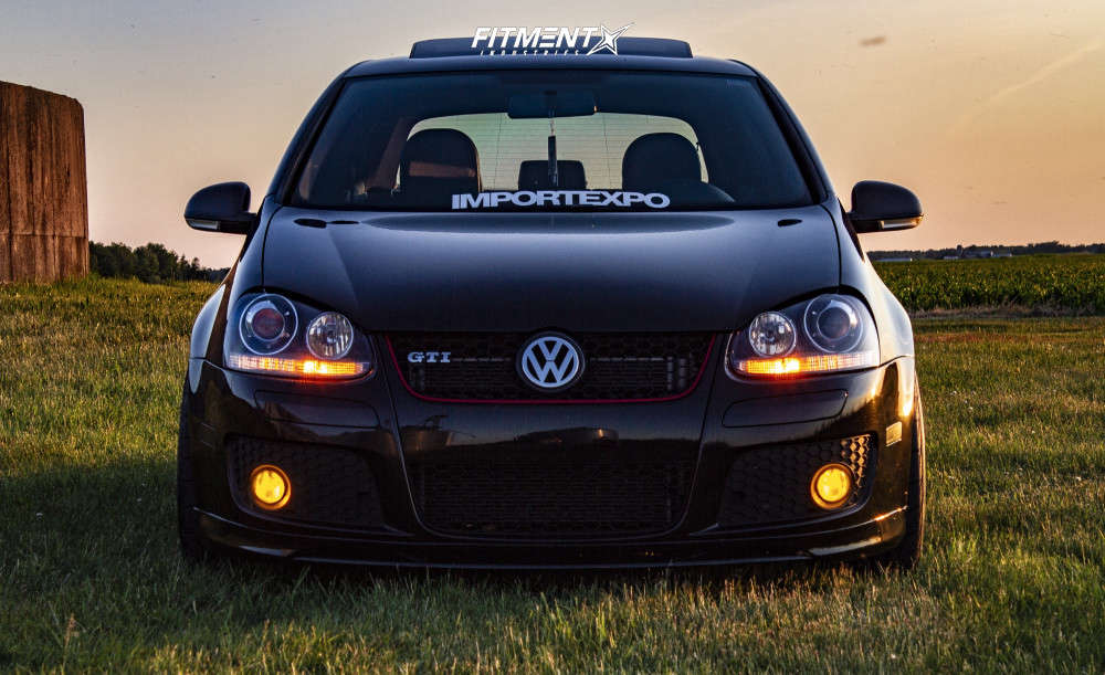 2006 Volkswagen GTI Base with 18x8.5 ESM 008 and Firestone 225x40 on ...