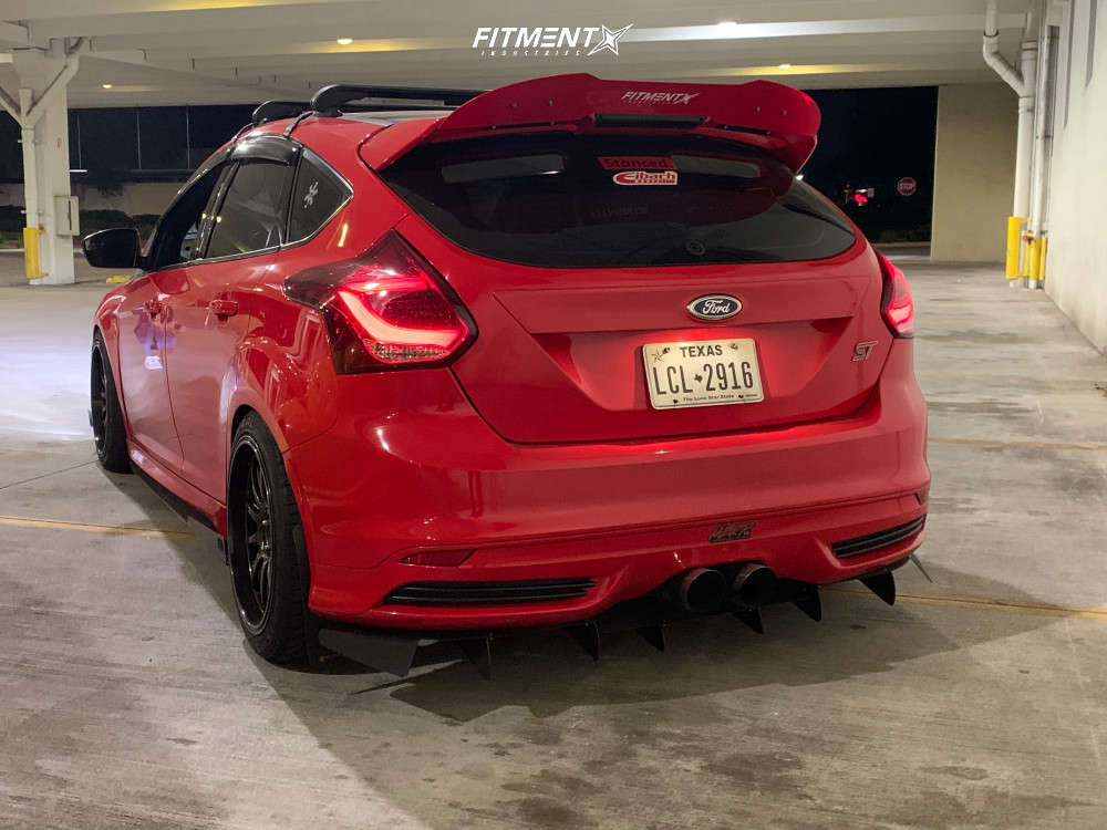 2013 Ford Focus ST with 18x9 XXR 527d and Federal 235x40 on Lowering ...