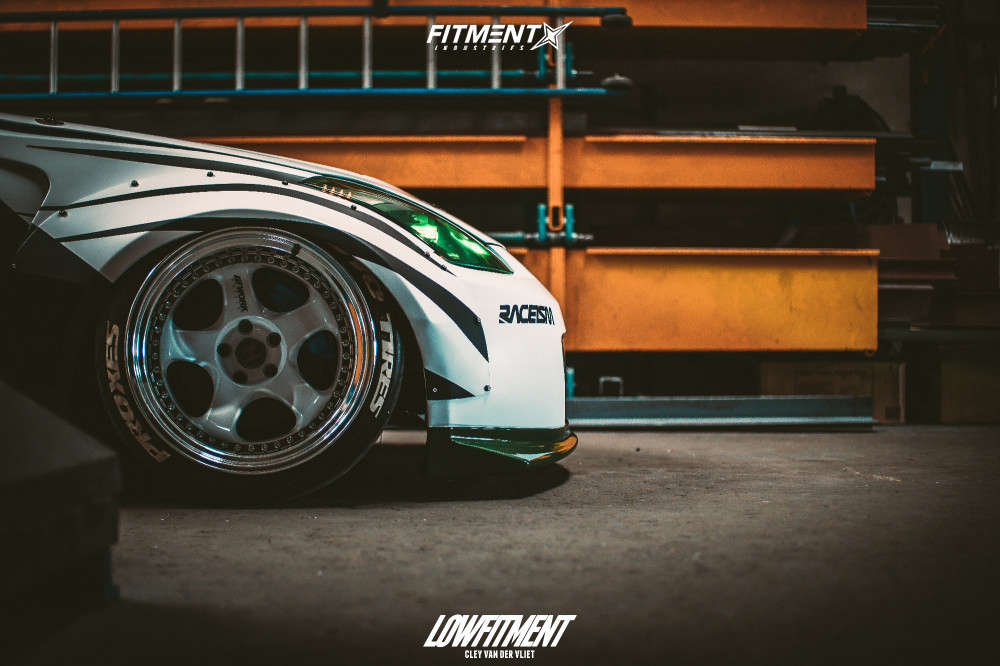 2006 Nissan 350Z Track with 19x12.5 Work Meister S1 3P and Toyo Tires ...