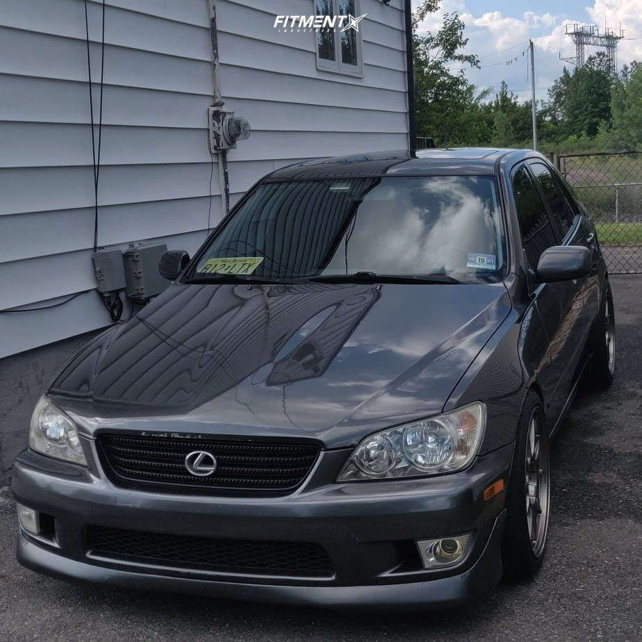 2001 Lexus IS300 Base with 18x8.5 Konig Dekagram and Federal 225x40 on ...