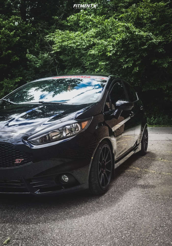 2017 Ford Fiesta ST with 17x8 Rota Titan and Firestone 205x40 on ...