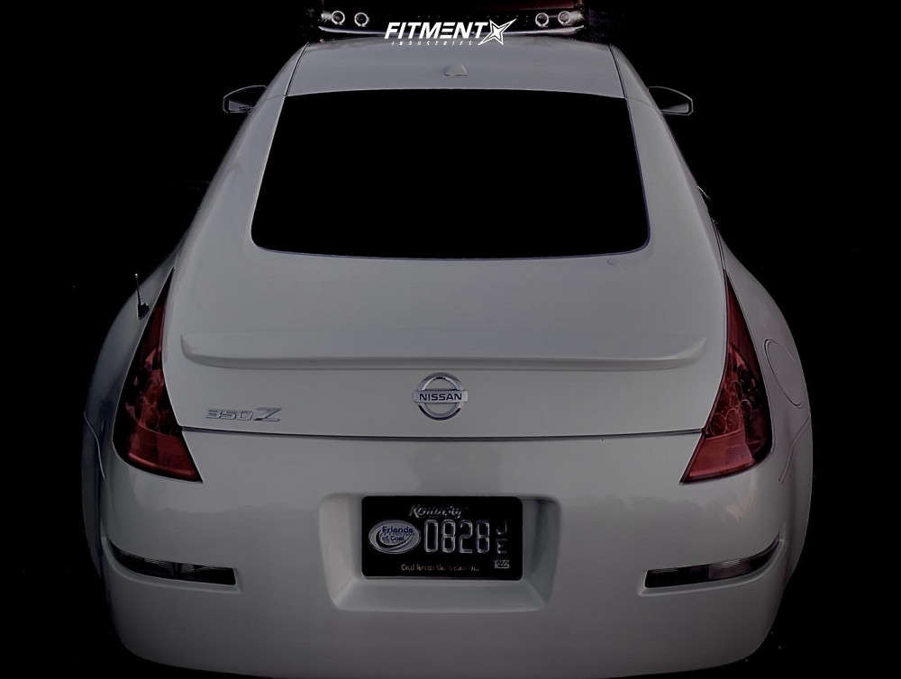 2006 Nissan 350Z Grand Touring with 18x9 Konig Ultraform and Federal ...