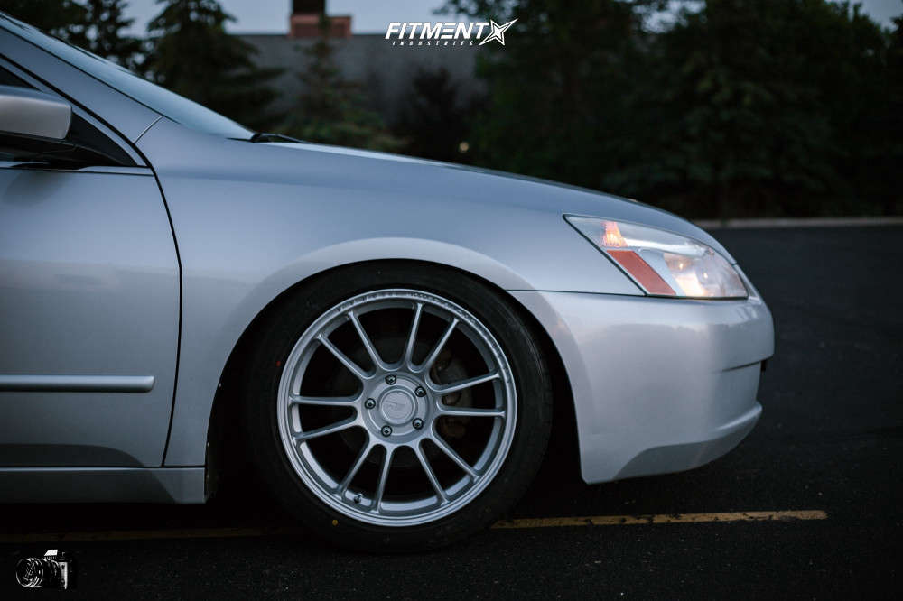 2004 Honda Accord EX with 18x8.5 Motegi Mr146 and Milestar 225x45 on ...