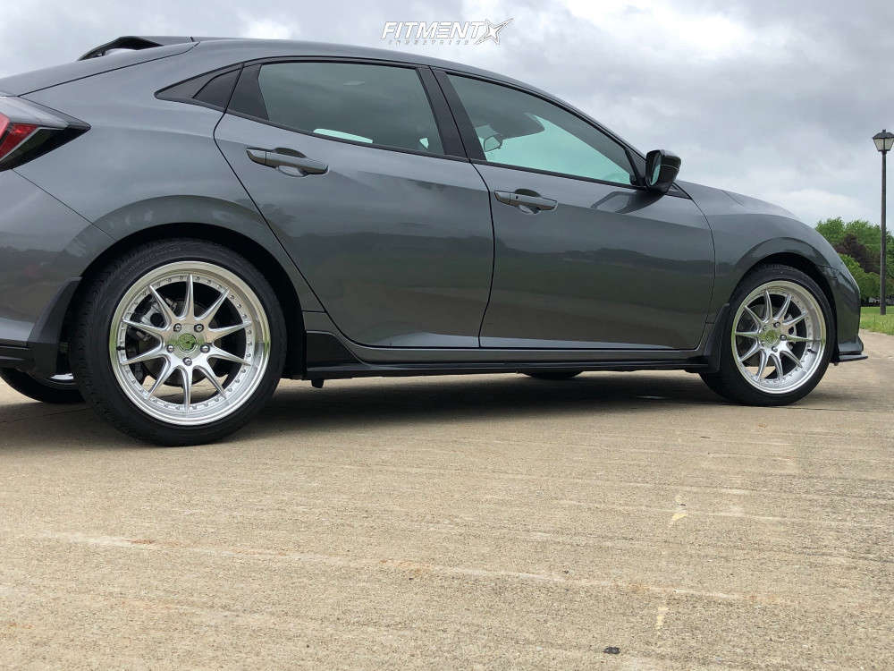 2020 Honda Civic Sport with 18x8.5 Aodhan Ds07 and Continental 235x40 ...