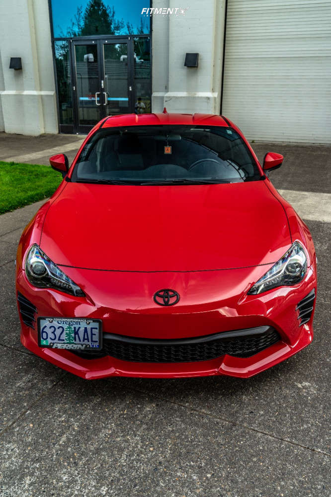 2017 Toyota 86 Base with 18x8.5 XXR 560 and Barum 245x40 on Coilovers ...