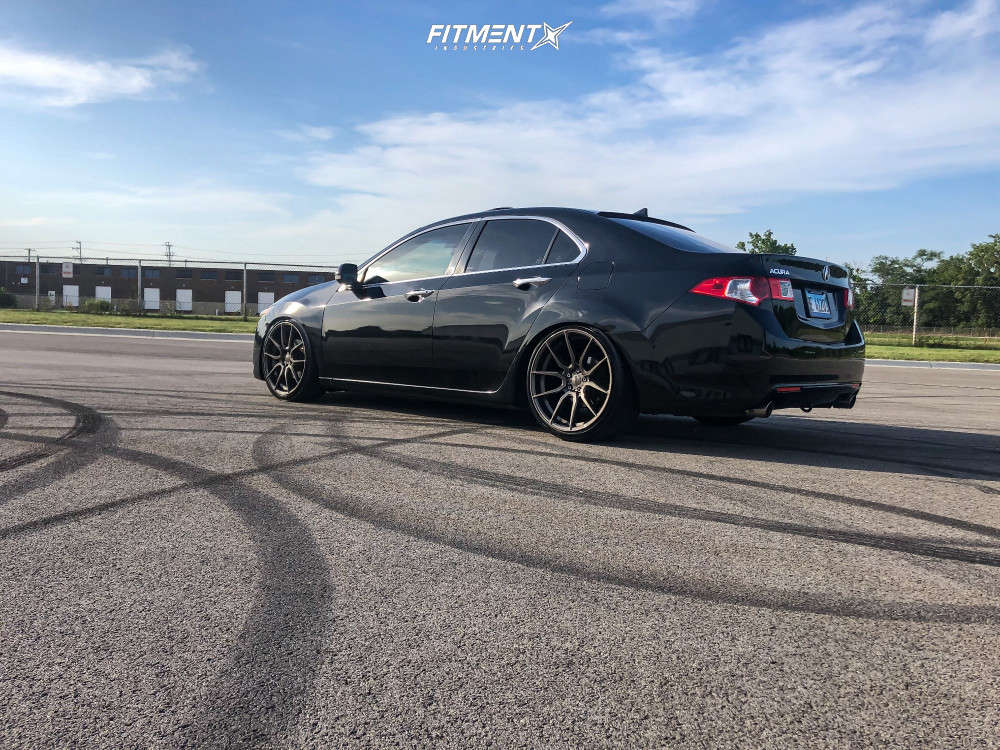 2009 Acura TSX Base with 20x9 Fitted F2 and Nankang 245x35 on Coilovers ...