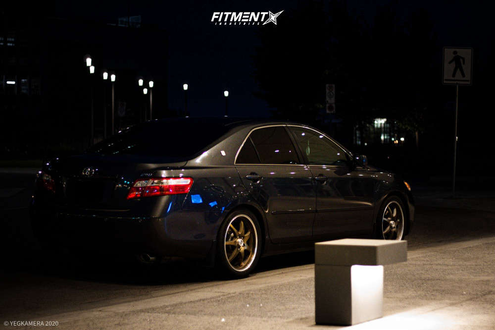 2007 Toyota Camry LE with 18x7.5 Konig Next and Continental 245x40 on ...