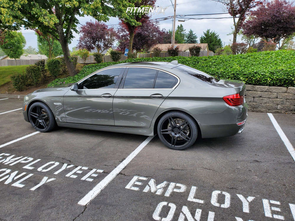 2014 BMW 528i XDrive Base with 20x9 Rohana Rc8 and Toyo Tires 245x35 on ...