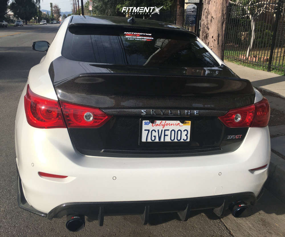 2014 INFINITI Q50 Sport with 20x9 Vossen Vfs1 and Hankook 245x35 on Air ...