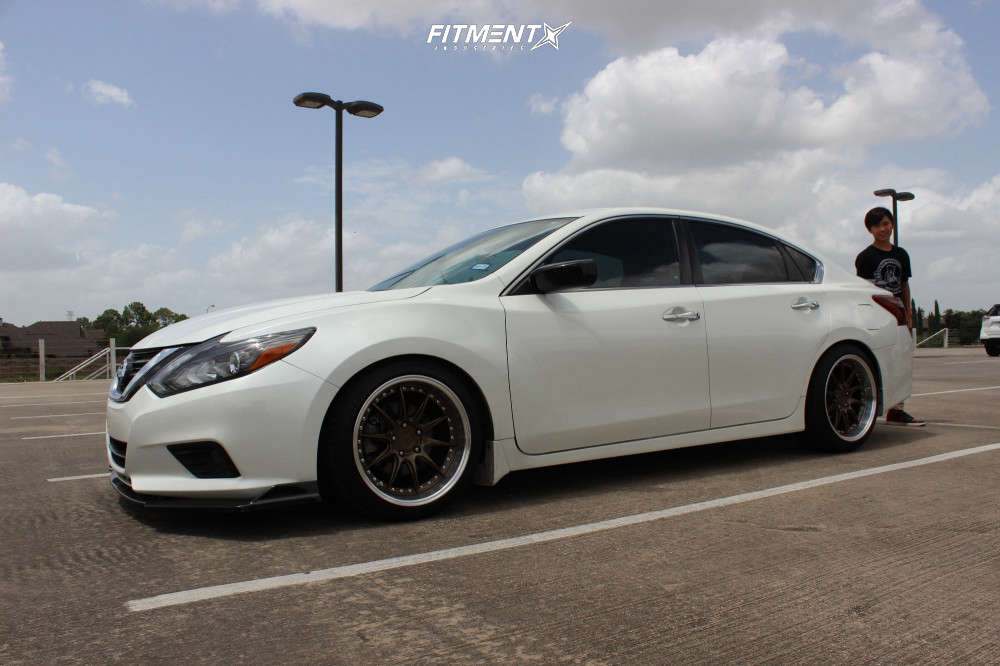 2017 Nissan Altima SR with 18x9.5 Aodhan Ds07 and Federal 235x40 on ...