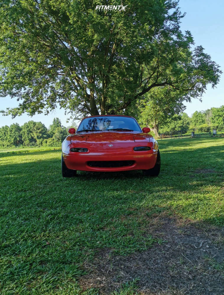 1994 Mazda MX-5 Miata Base with 15x8 Cosmis Racing XT-206R and ...