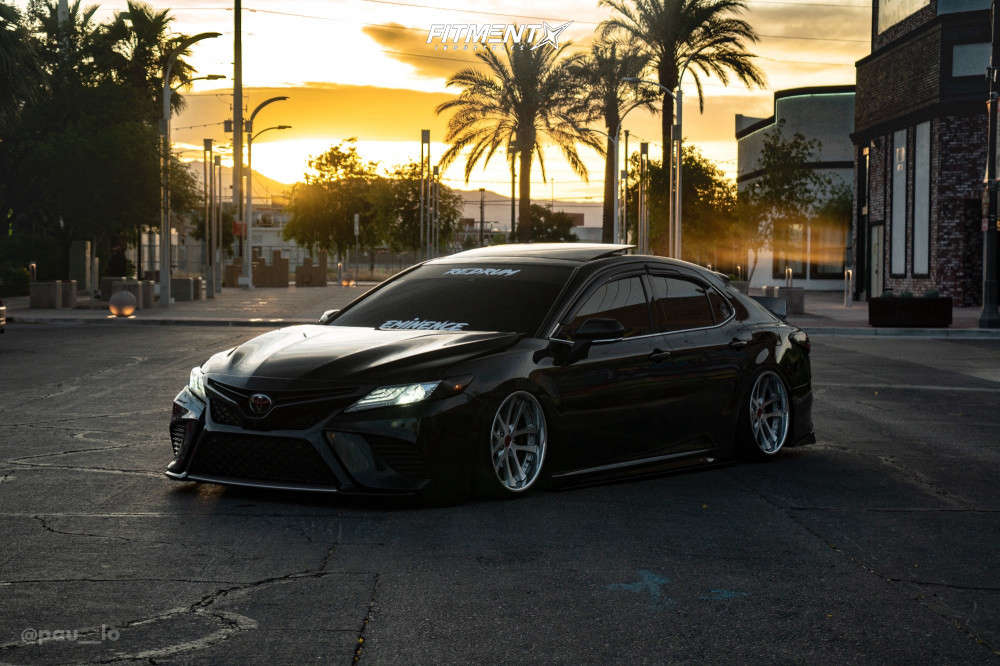 2018 Toyota Camry XSE with 19x9.5 Weds Lxz and Toyo Tires 215x35 on ...