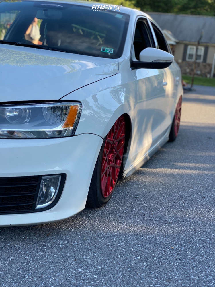 2014 Volkswagen Jetta GLI with 18x8.5 Rotiform Blq and Hankook 215x25 ...