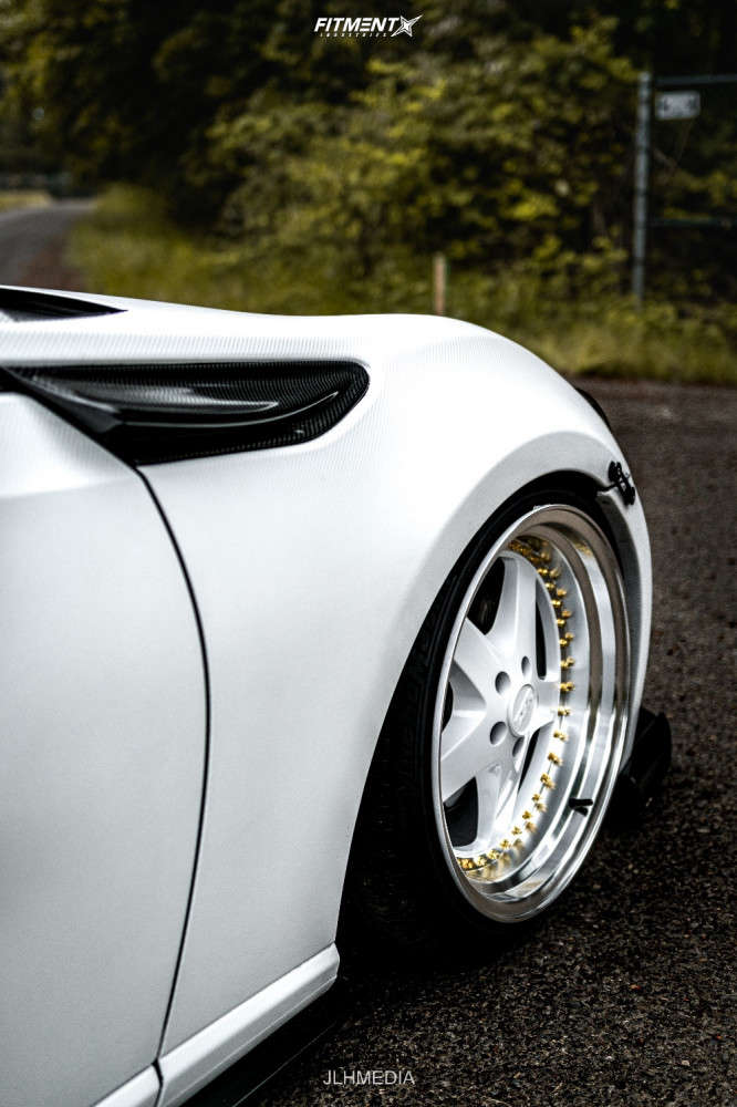 2016 Scion FR-S Base with 18x9.5 ESR Sr05 and Cosmo 215x40 on Coilovers ...