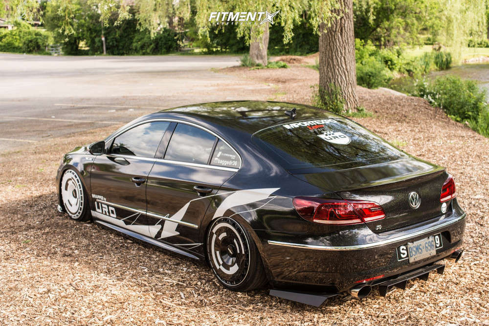 2014 Volkswagen CC 4 Motion with 19x8.5 Rotiform Las-r and Firestone ...