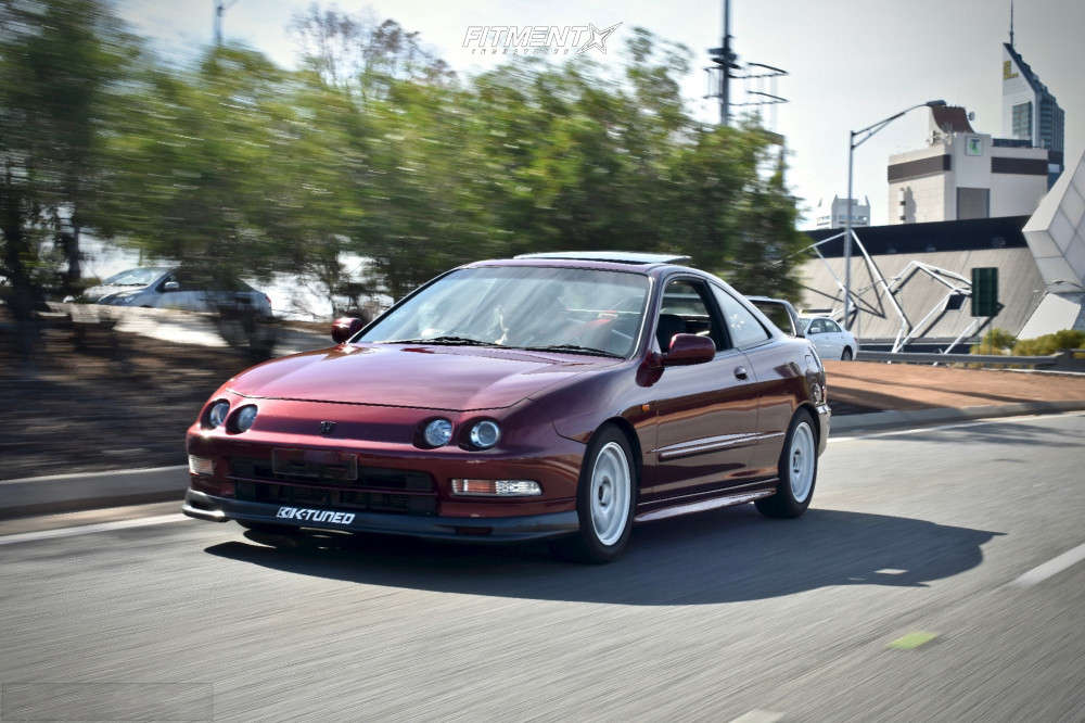 1995 Acura Integra GS-R with 15x7 Rota Grid and Yokohama 215x50 on ...