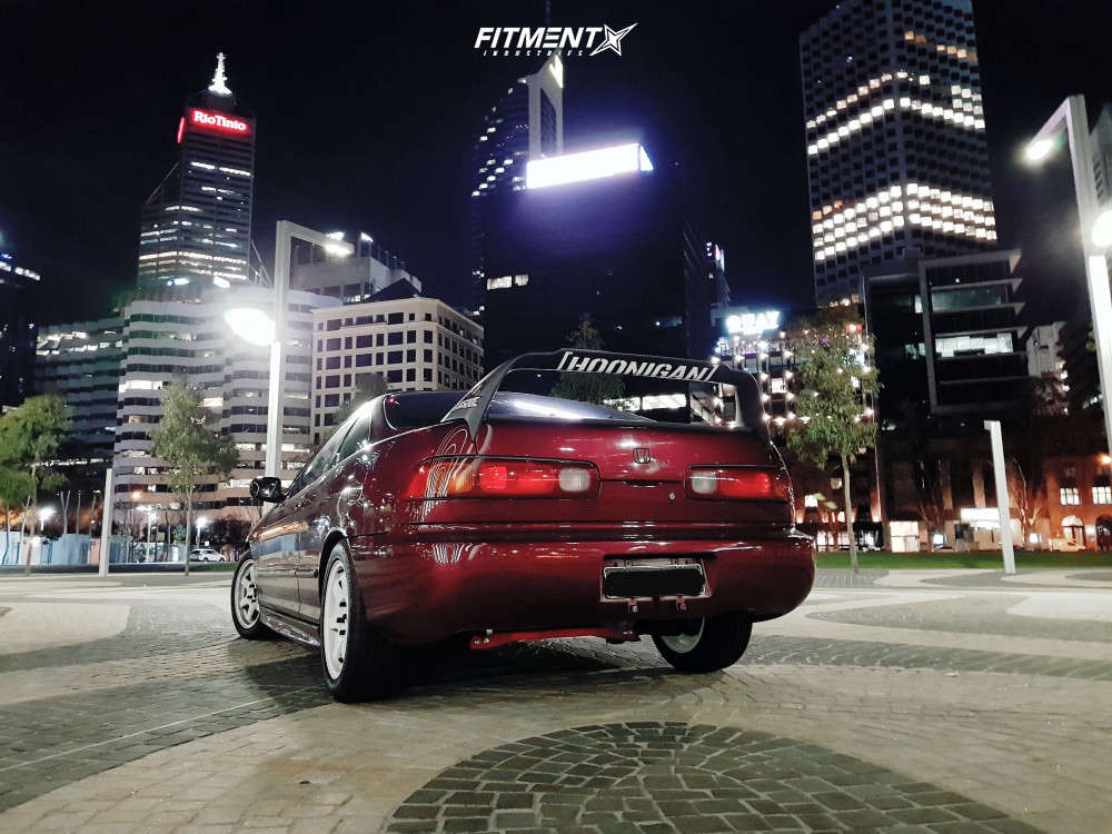 1995 Acura Integra GS-R with 15x7 Rota Grid and Yokohama 215x50 on ...