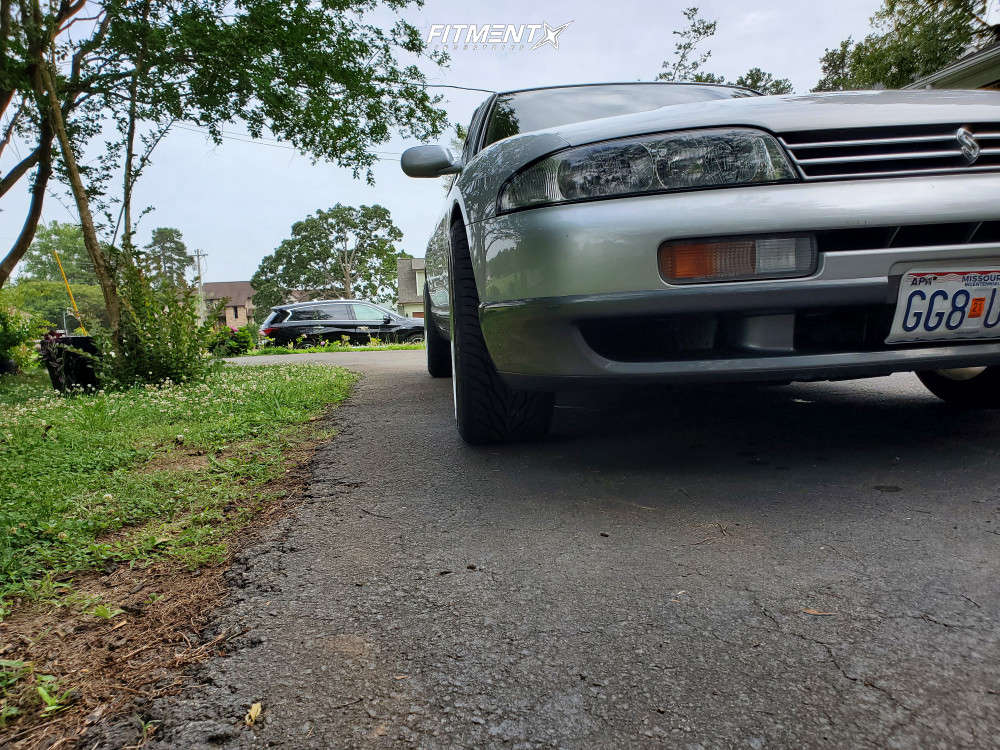 1993 Nissan Skyline R33 Base with 18x9.5 Aodhan Ds08 and Federal 235x40 ...