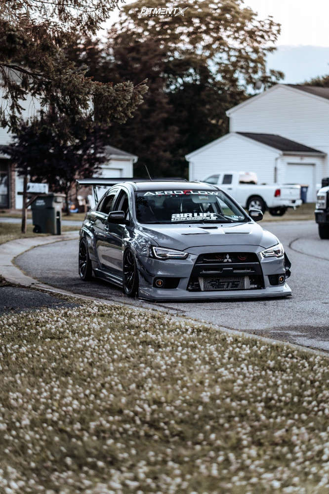 Mitsubishi Evolution 2