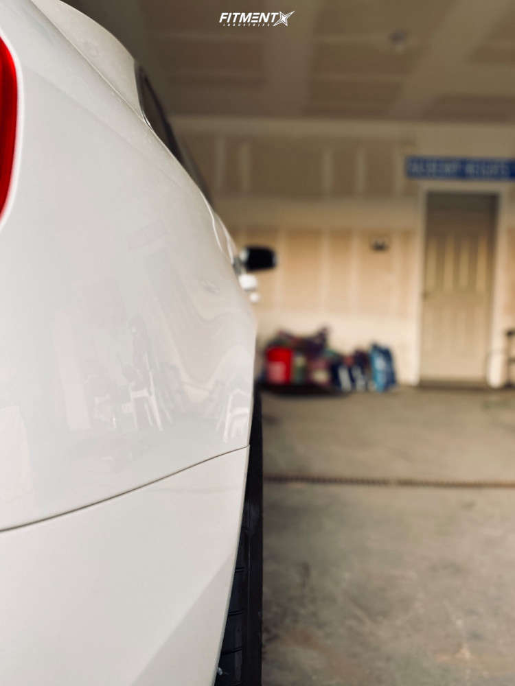 2013 Audi S4 Base with 20x10 Rosso Legacy and Continental 255x35 on ...