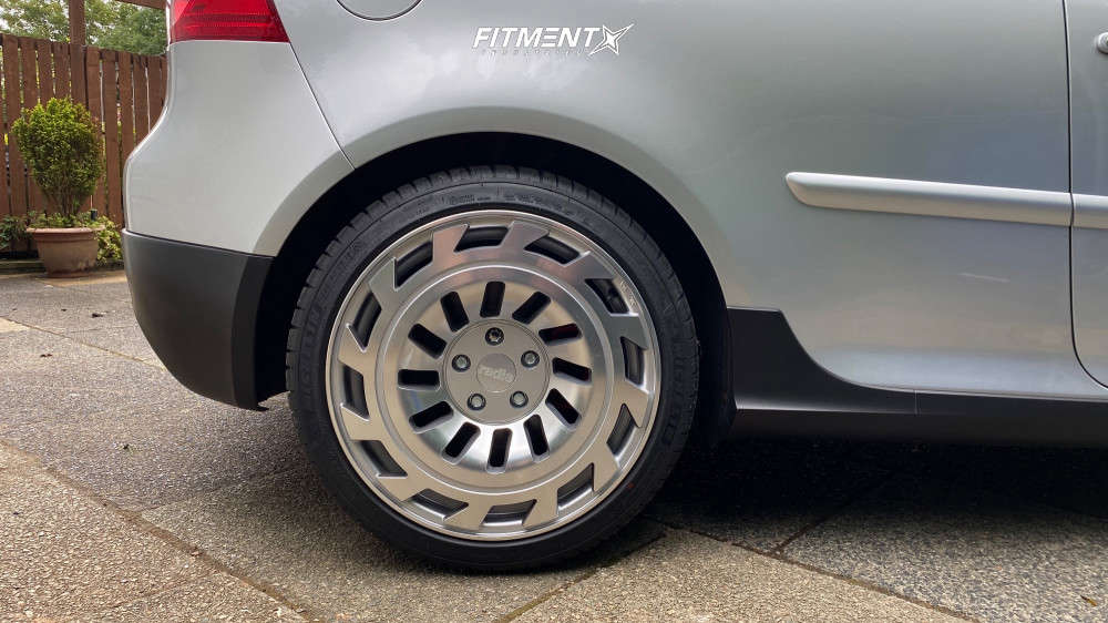 2006 Volkswagen GTI Base with 18x8.5 Radi8 R8t12 and Michelin 225x40 on ...