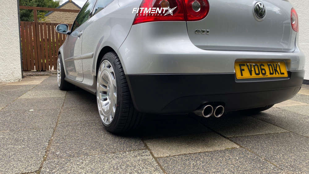 2006 Volkswagen GTI Base with 18x8.5 Radi8 R8t12 and Michelin 225x40 on ...