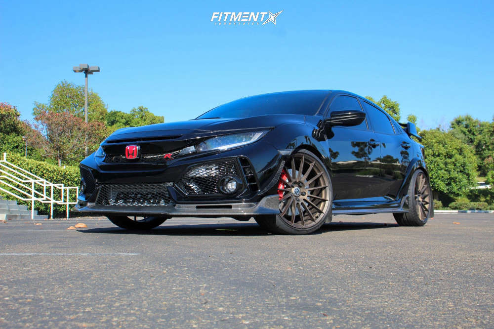 2018 Honda Civic Type R with 20x9.5 HRE FlowForm FF15 and Michelin ...