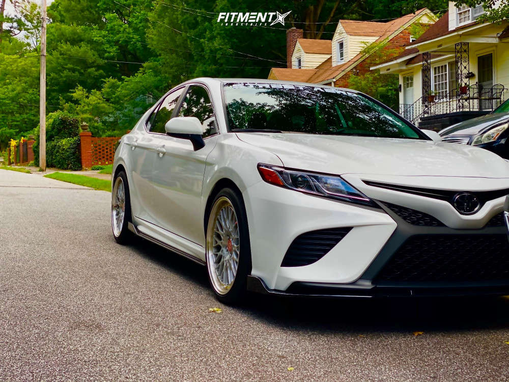 2019 Toyota Camry SE with 20x9 VIP Modular Vrc 110 and Toyo Tires ...