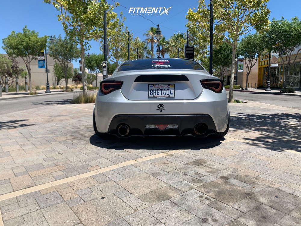 2014 Subaru BRZ Premium with 18x10.5 ESR Sr08 and Nankang 225x40 on Coilovers | 1178531 ...