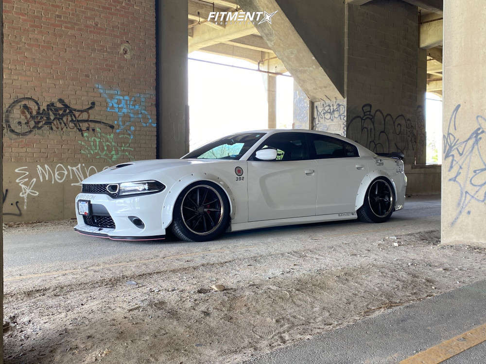 2016 Dodge Charger R/T Scat Pack with 20x9 XO Florence and Achilles ...