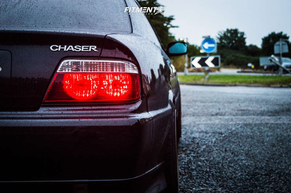 1997 Toyota Chaser Base with 18x9.5 Work Emotion D9r and Yokohama ...
