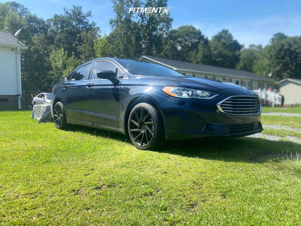 2020 Ford Fusion SE with 18x8.5 F1R F29 and Federal 225x65 on Stock ...