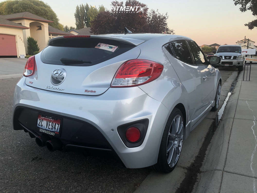 Hyundai Veloster Turbo Silver