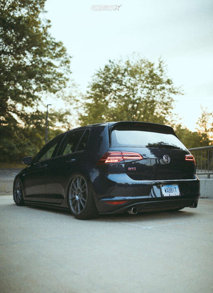 2017 Volkswagen GTI SE with 18x8 OZ Racing Ultraleggera and Continental ...