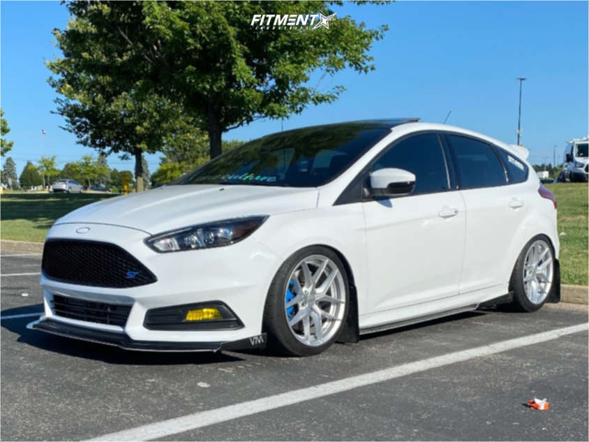Silver Focus St