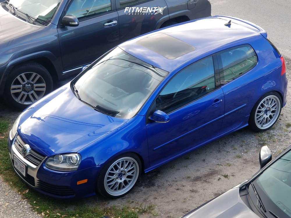 2008 Volkswagen R32 Base with 19x8.5 Fifteen52 Holeshot and Continental ...