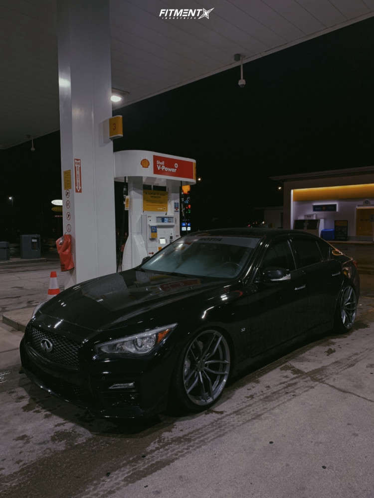 2015 INFINITI Q50 Sport with 20x10.5 Niche Vosso and Zenna 245x35 on ...