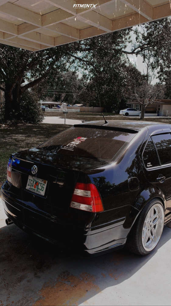 2002 Volkswagen Jetta GLS with 18x8.5 ESR CS15 and Achilles 215x40 on ...