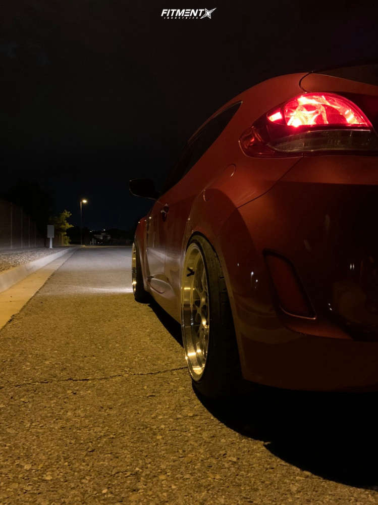 2016 Hyundai Veloster Base with 18x9.5 F1R F21 and Federal 225x40 on ...