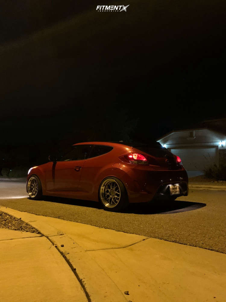 2016 Hyundai Veloster Base with 18x9.5 F1R F21 and Federal 225x40 on ...