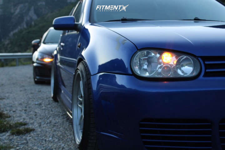 2004 Volkswagen R32 Base with 18x9 Enkei RPF1 and Michelin 225x40 on ...