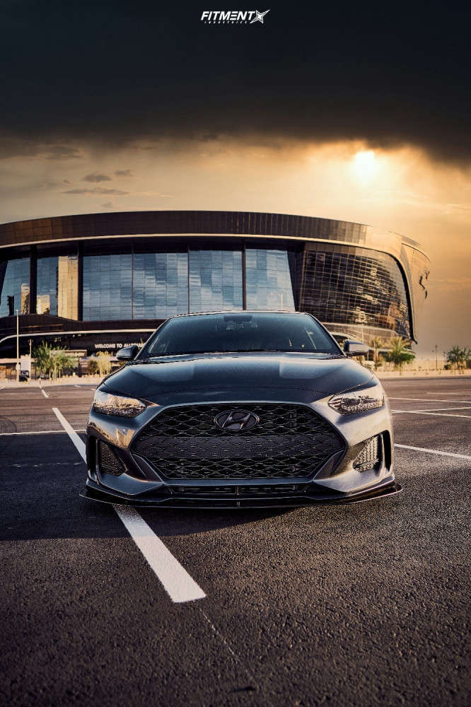 Hyundai Veloster 2022 Yellow