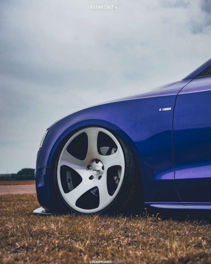 2009 Audi A5 Base with 19x10 Rotiform Tmb and Accelera 255x35 on Air ...