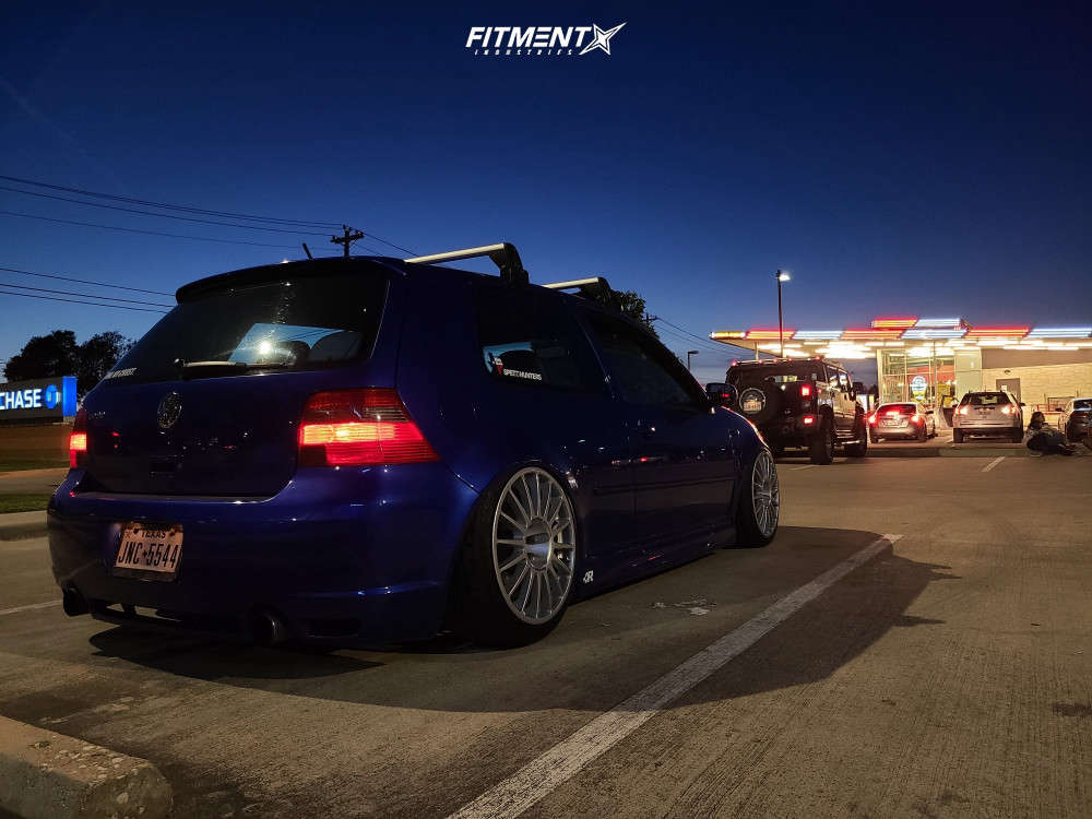 2004 Volkswagen R32 Base with 18x9 OZ Racing Superturismo Lm and Nitto ...