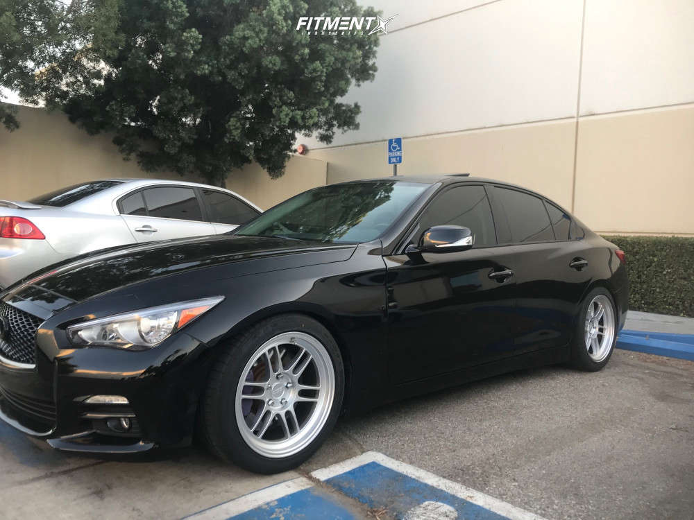 2015 INFINITI Q50 Premium with 18x9.5 ESR Sr11 and Accelera 255x40 on ...