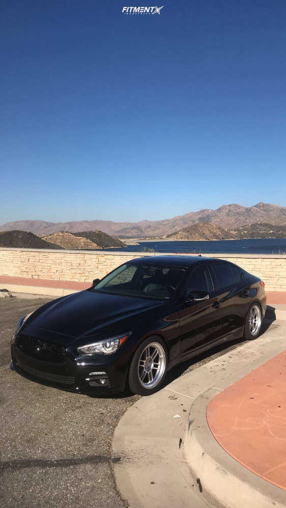 2015 INFINITI Q50 Premium with 18x9.5 ESR Sr11 and Accelera 255x40 on ...