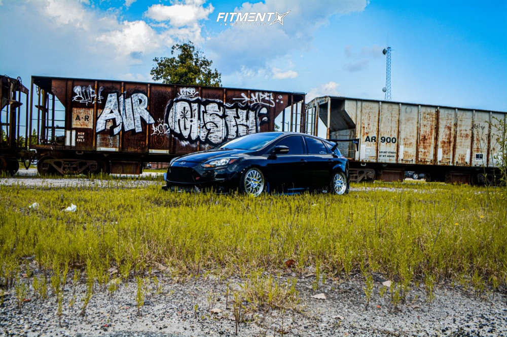 2013 Ford Focus ST with 18x9 TSW Valencia and Continental 235x45 on Air ...