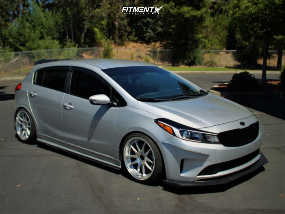 2017 Kia Forte5 LX with 18x8.5 Aodhan DS02 and Achilles 215x40 on ...