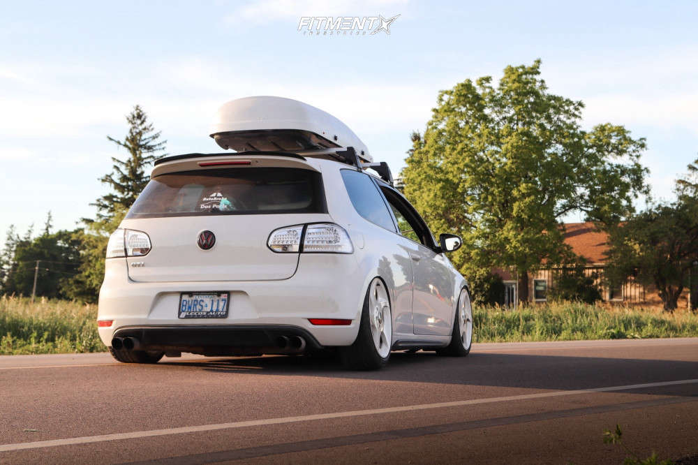 2011 Volkswagen GTI Highline with 18x8.5 OEM Wheels Alphards and ...