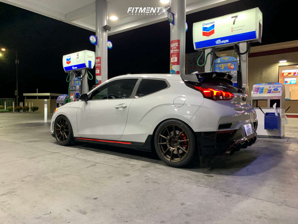 2020 Hyundai Veloster N Base with 18x8.5 SSR Gtx01 and Falken 245x45 on ...
